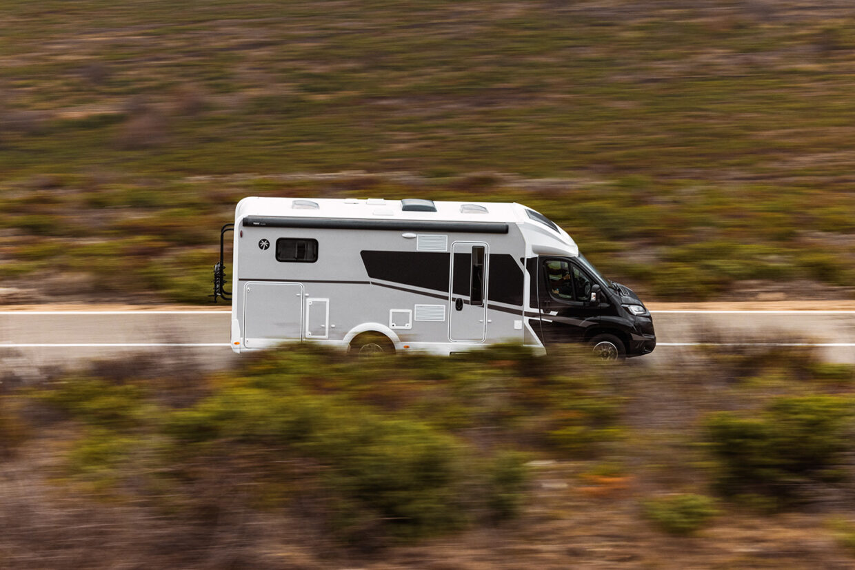 Low Profile motorhomes Adventure - Sunlight